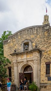 A COMPLETE GUIDE TO THE ALAMO IN San Antonio, TEXAS – THE TRAVELING SENIORS