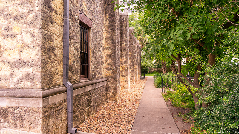 A COMPLETE GUIDE TO THE ALAMO IN San Antonio, TEXAS – THE TRAVELING SENIORS